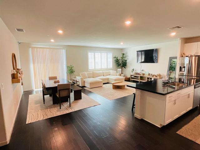 356 Sunol St, Lathrop, CA 95330 | MLS #226062