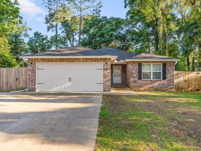 356 Powell Dr, Crestview, FL 32536