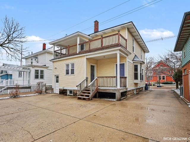 356 Pine Avenue