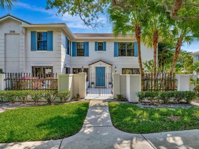 356 Prestwick Cir Apt 3, Palm Beach Gardens, FL 33418