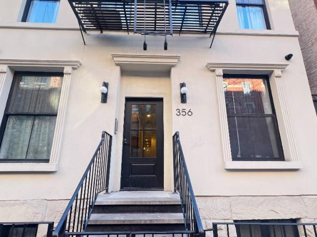 356 W 48th Street 2D