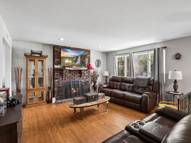 356 W Park Avenue