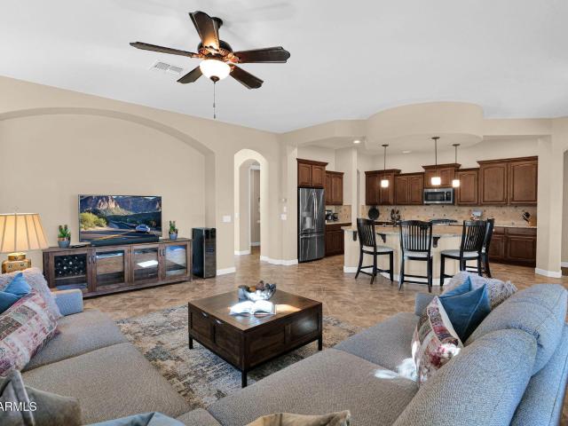 35741 N Persimmon Trail