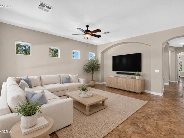 35741 n persimmon trail