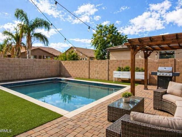 35744 N Bandolier Dr, San Tan Valley, AZ 85144