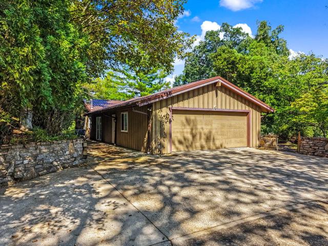 3574 Sparta Pike