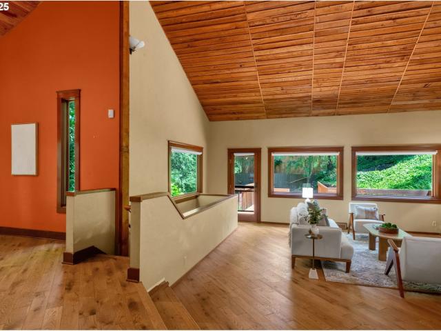 3574 Spring Blvd, Eugene, OR