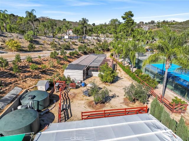 35751 Avenida La Cresta, Murrieta, CA 92562 | MLS #SW26127