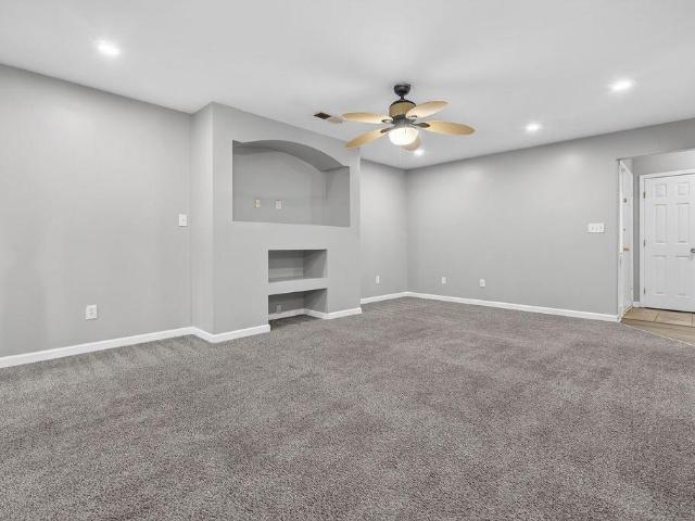 3575 Oakvale Road 102