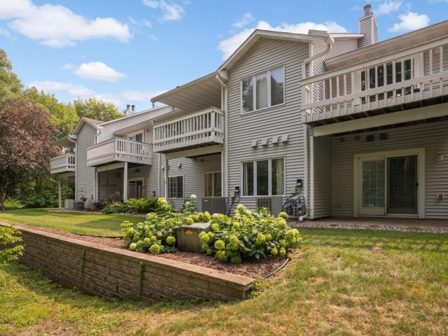 3575 Blue Jay Way # 103