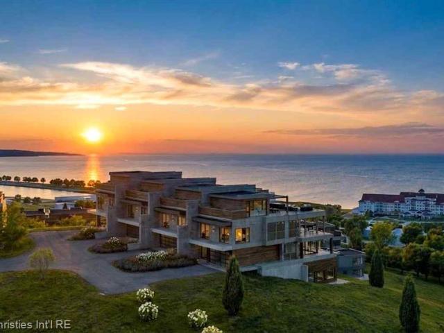 3575 Charlevoix Avenue # 24
