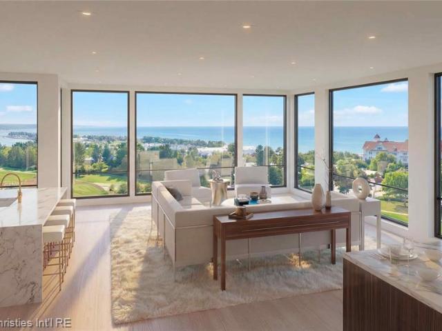 3575 Charlevoix Avenue # 21