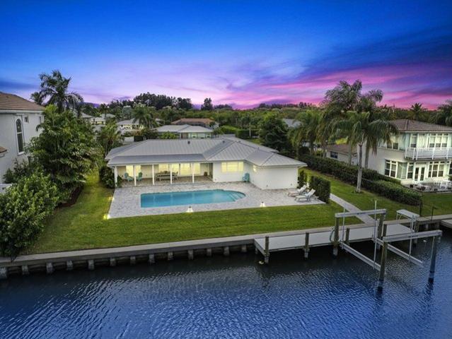 3576 Lucia Dr, Vero Beach, FL 32967