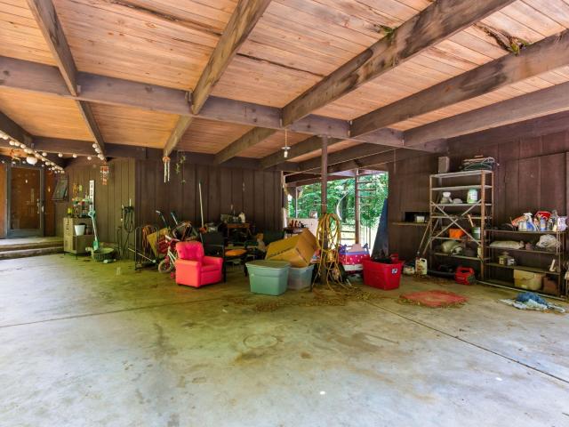 3578 W Farm Road 74