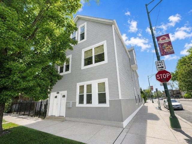 3579 W McLean Ave, Chicago, IL 60647