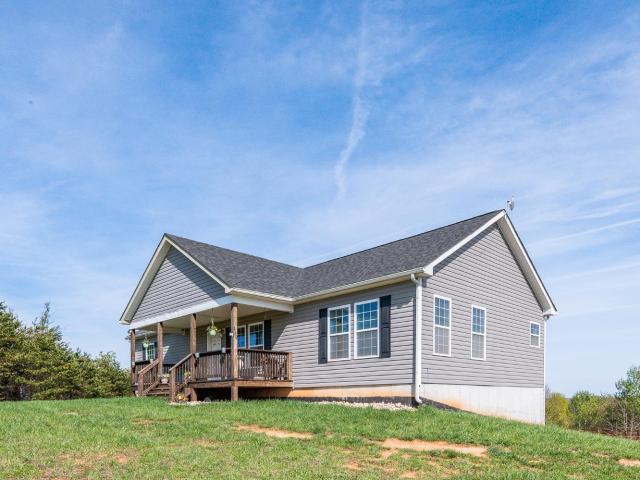 3570 Rock Cliff Road