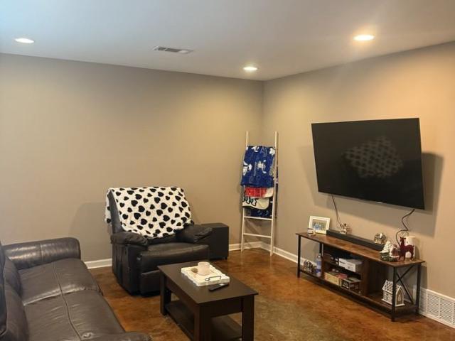 3570 Spottswood Ave 1 Bedroom Apartment for Rent at 3570 Spottswood Ave, Memphis, TN 38111 Normal Station