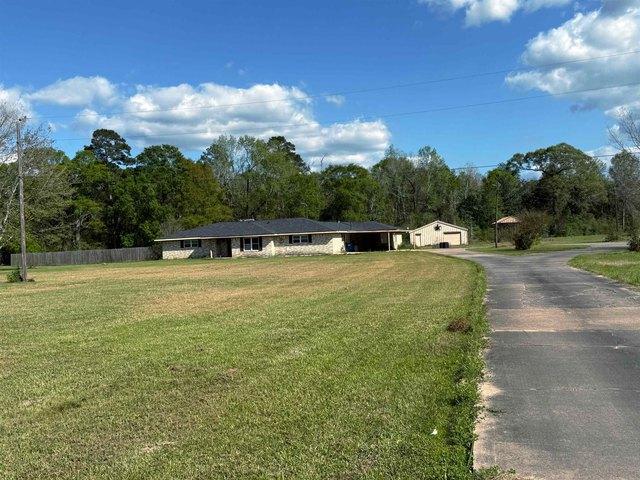 35717 Highway 96, Buna, TX 77612