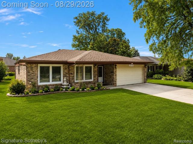 35715 Maureen Drive