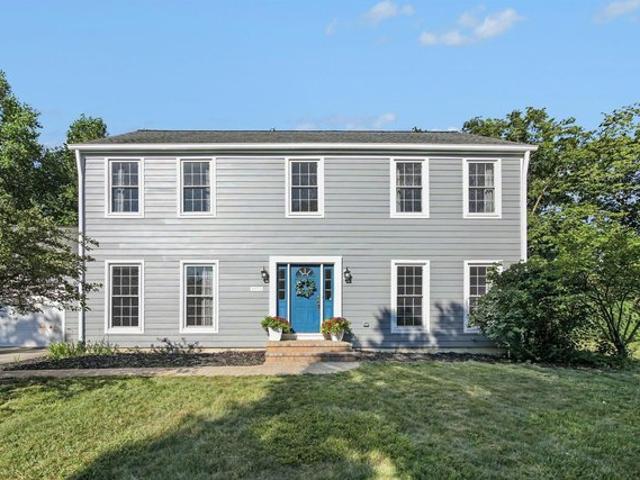 3572 Whispering Oaks Dr, Ann Arbor, MI 48108