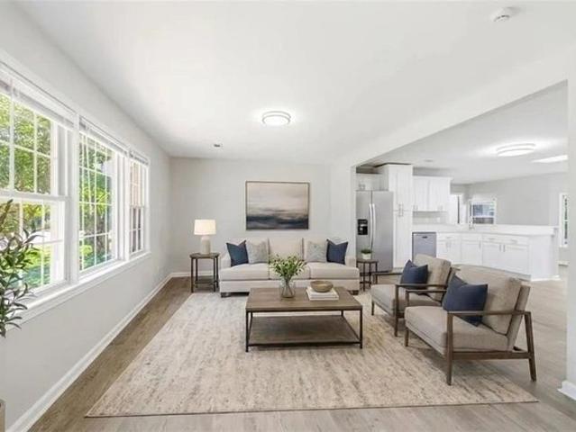 357 Dexter St E, Chesapeake, VA 23324