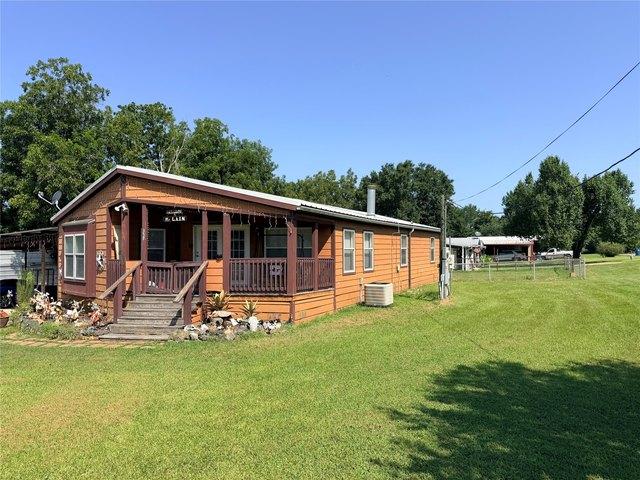 357 E Blain St, Buffalo, TX 75831