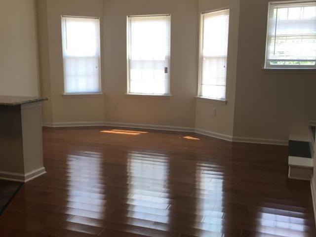 357 Oakwood Avenue # 203