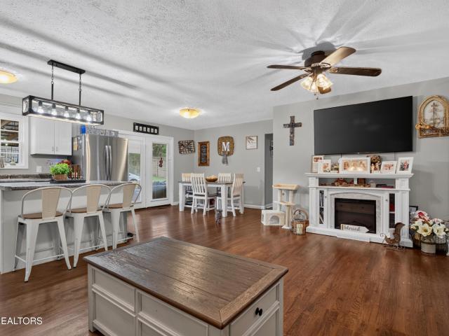 357 Old Qualls Rd
