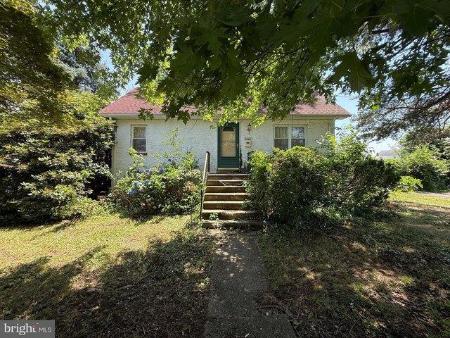 357 Lincoln Ave N, Cherry Hill, NJ 08002
