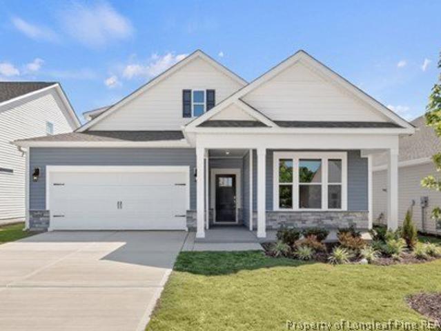357 Maddox Dr, Aberdeen, NC 28315