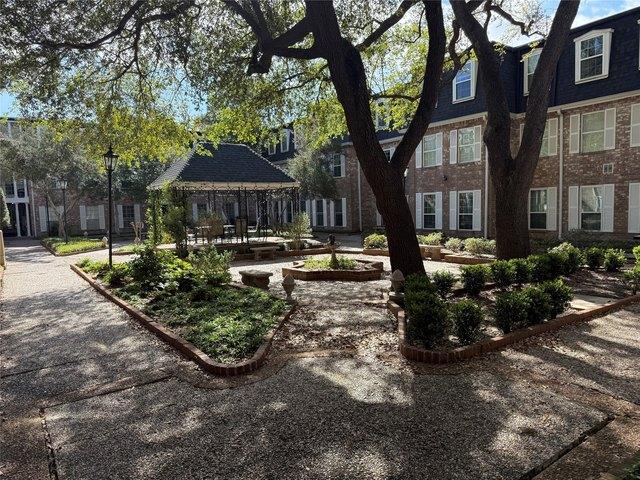 357 N Post Oak Ln Apt 207, Houston, TX 77024