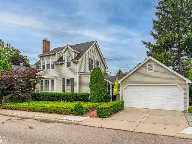 357 roosevelt pl. Place
