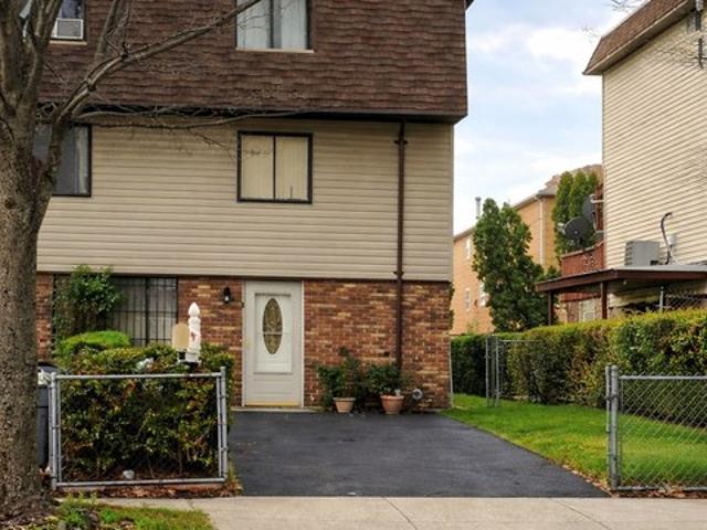 357 Wayne St, Jersey City, NJ 07302