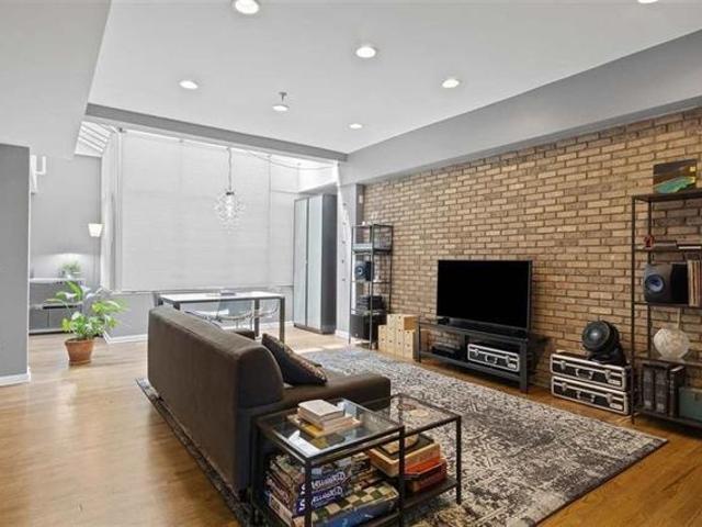 357 Varick St # 324B