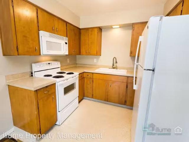 3585 SW 104th Ave Unit #5 3585 SW 104th Ave