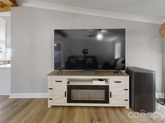 3585 Woodstream Drive