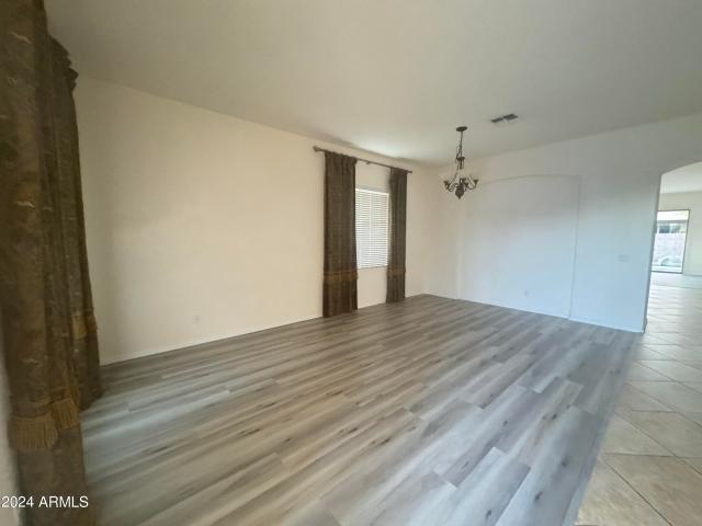 3586 W Naomi Lane