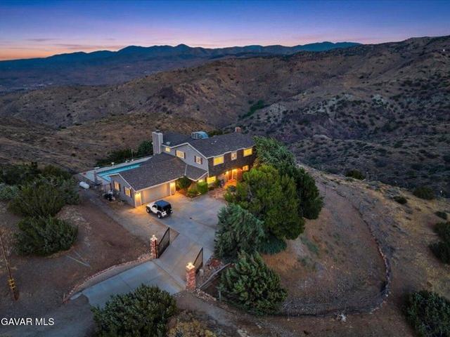 35870 Tierra Subida Ave, Palmdale, CA 93551