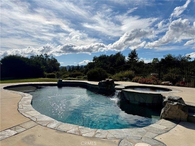 35875 Murano St, Murrieta, CA 92562