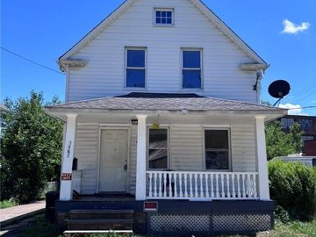 3587 W 67th St, Cleveland, OH 44102