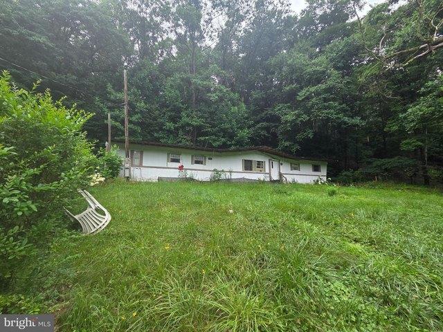 3588 Sugar Run Rd, Millerstown, PA 17062