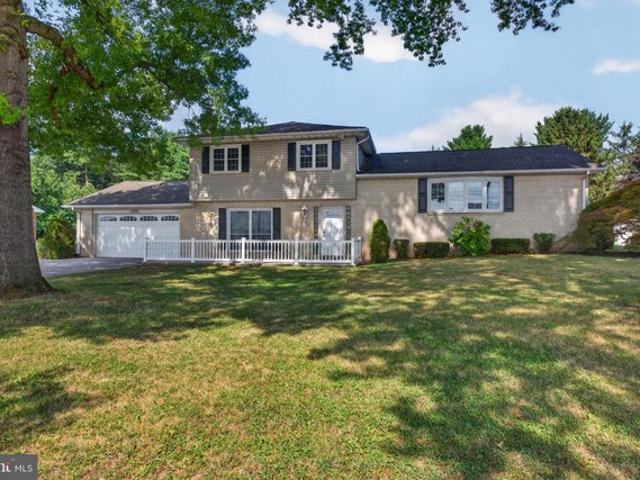 3580 Board Rd, York, PA 17406