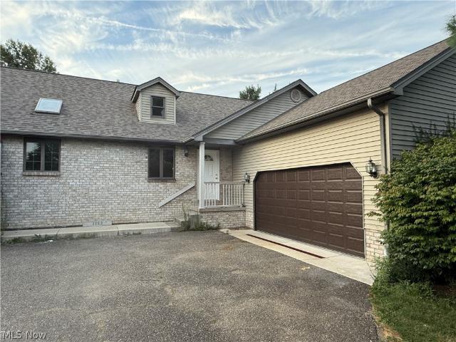 3580 E Western Reserve Road