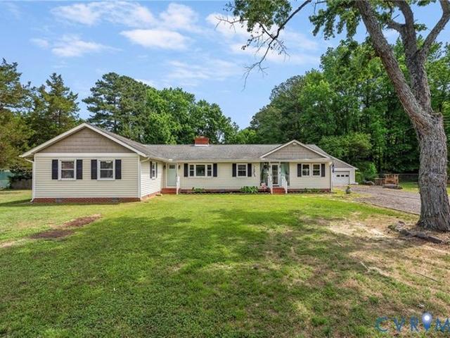 3580 King William Ave, West Point, VA 23181