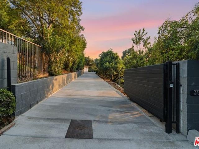 3581 Avenida Del Sol, Studio City, CA 91604