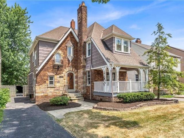 3581 Tullamore Rd, University Heights, OH 44118