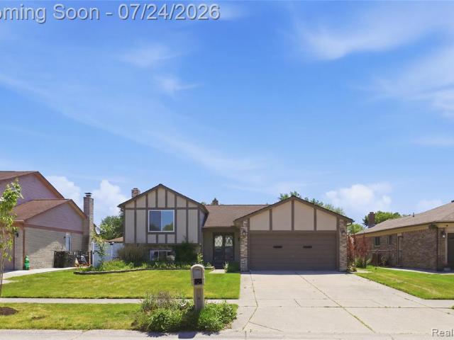 35826 Foothill Drive