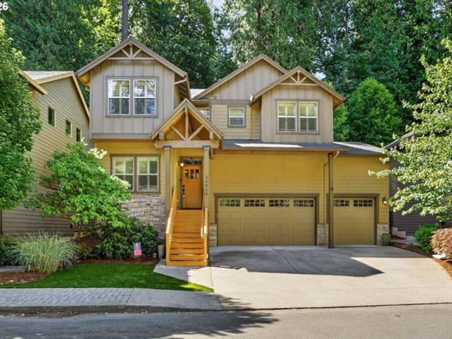 35828 Chinook St, Sandy, OR 97055