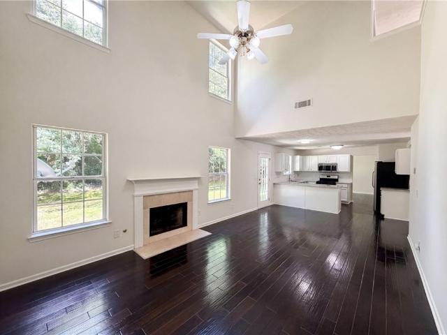 3582 Coveside Court