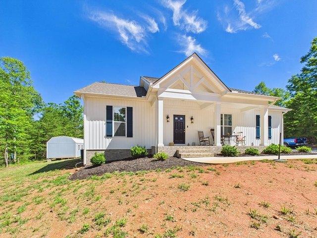 358 Blackwell Rd, Scottsville, VA 24590
